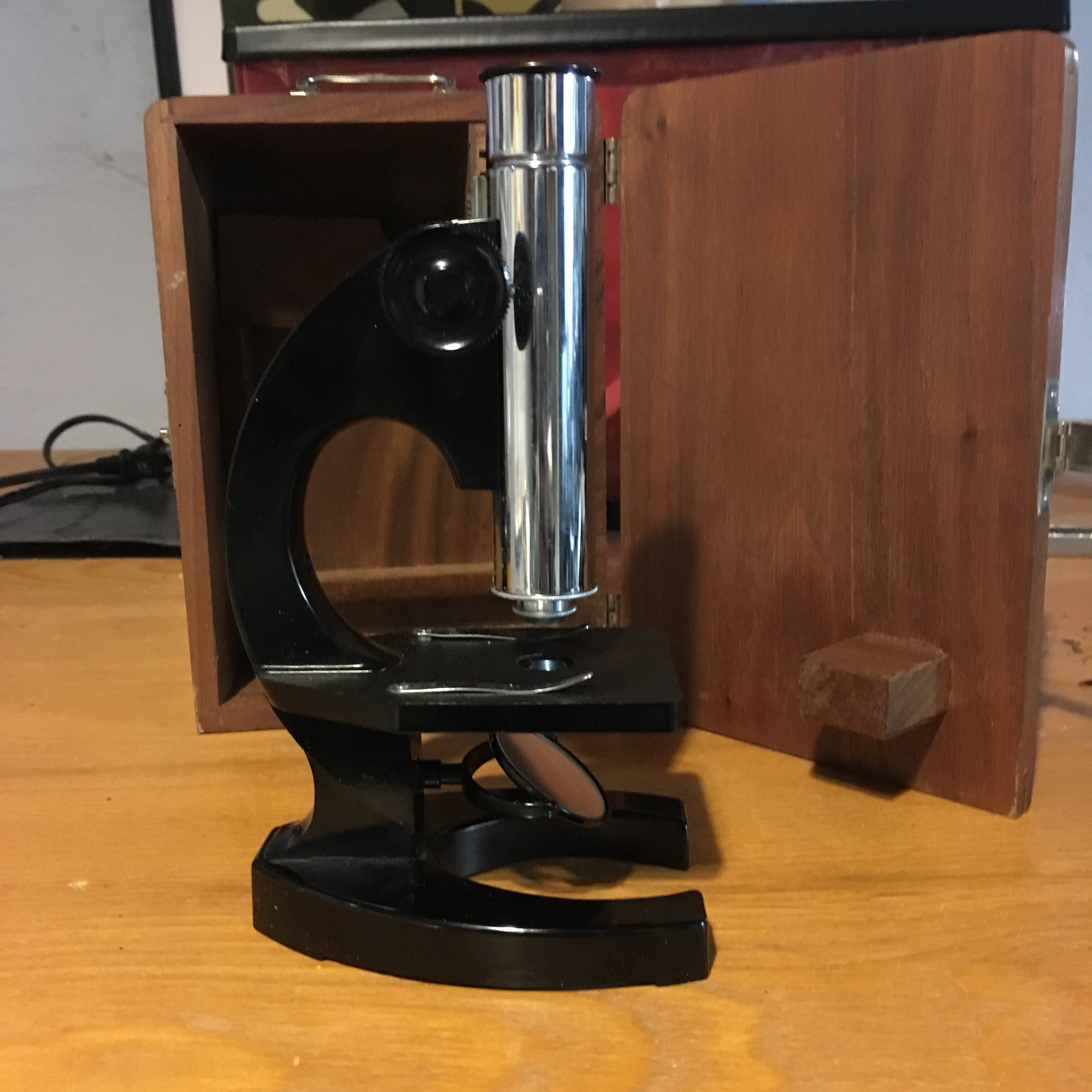 The Bausch & Lomb Model R part: I | vade mecum microscope